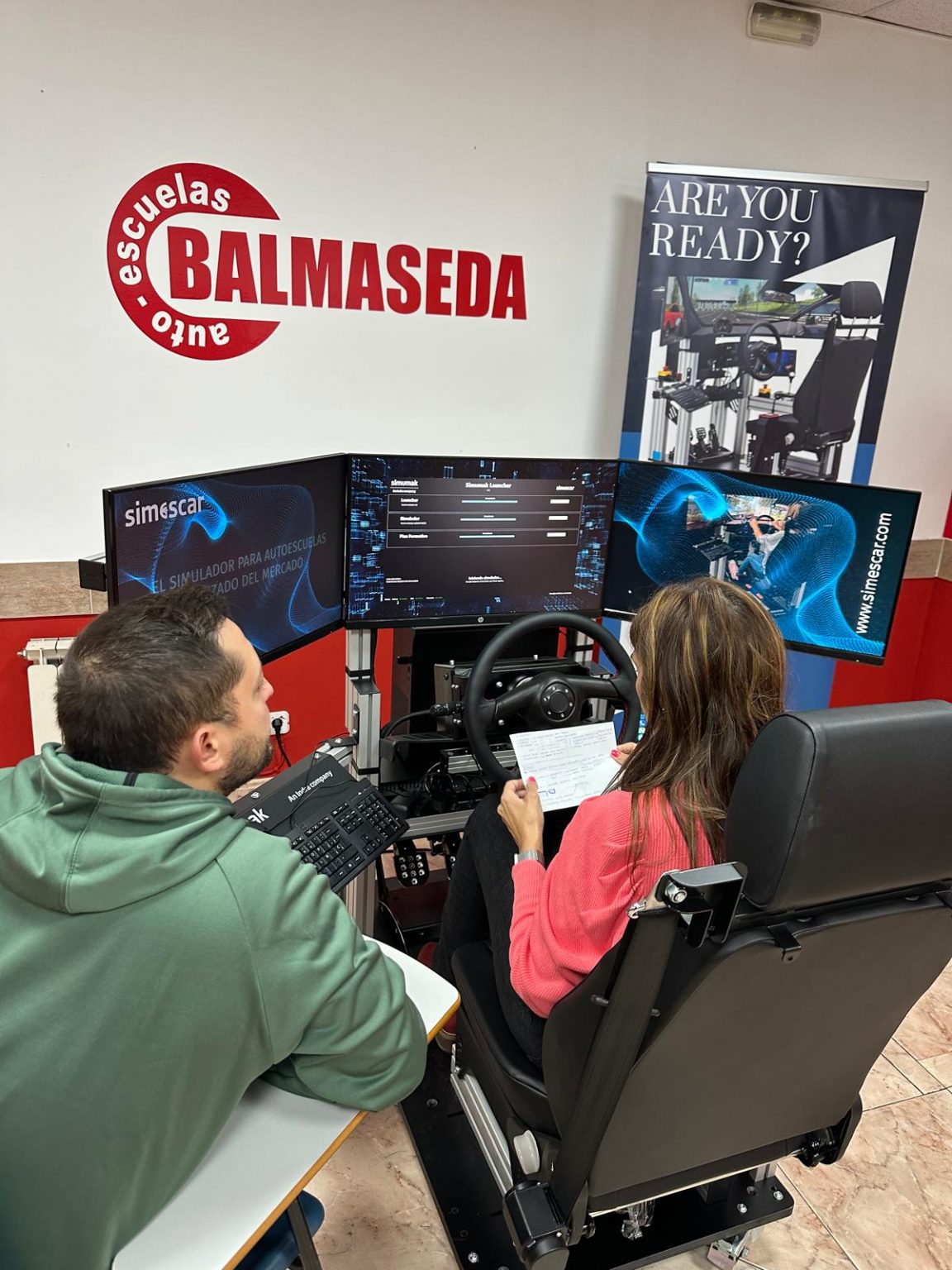 Simulador de Conducción en Madrid | Autoescuela Balmaseda